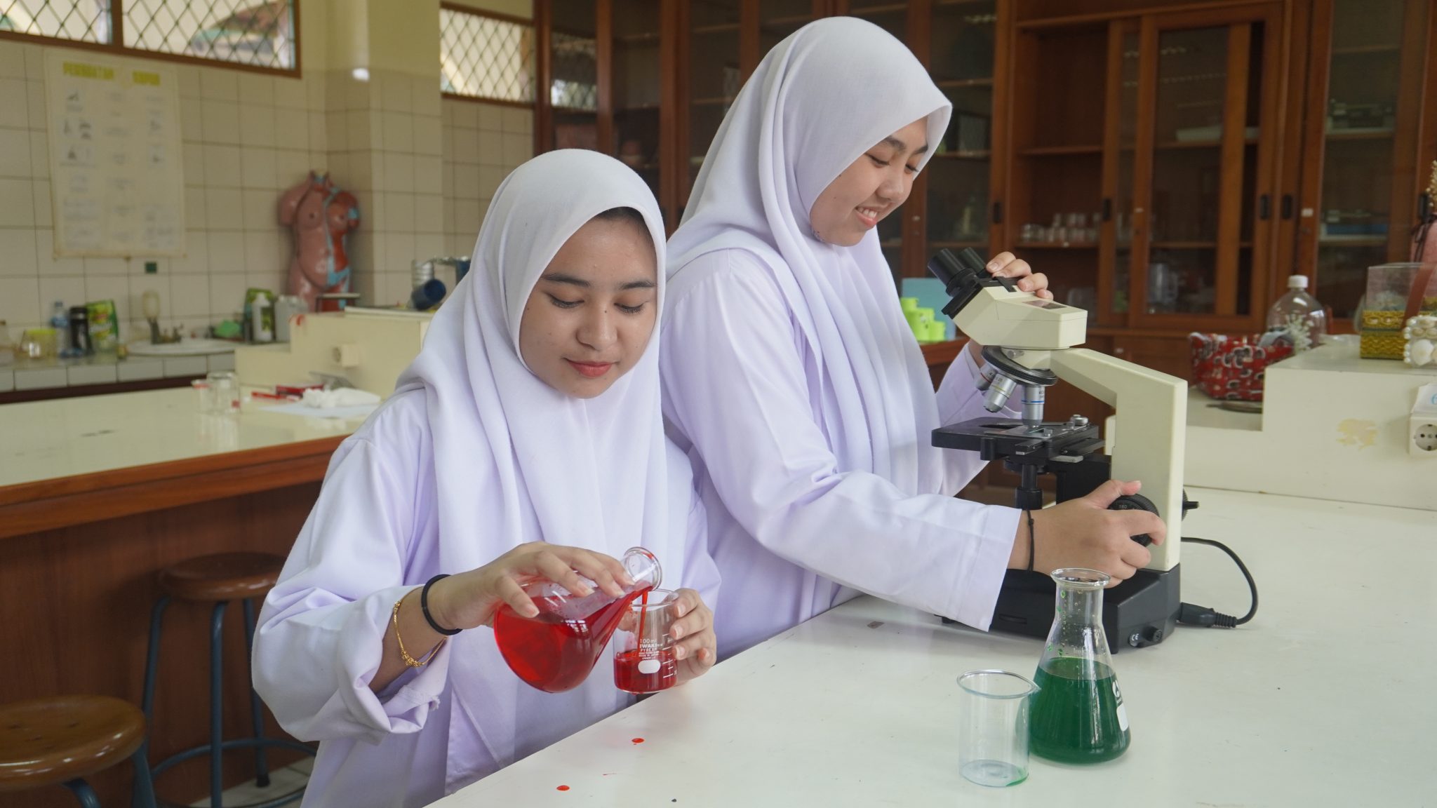 Prospek Kerja Jurusan IPA SMA dan Pilihan Fakultas Terbaik