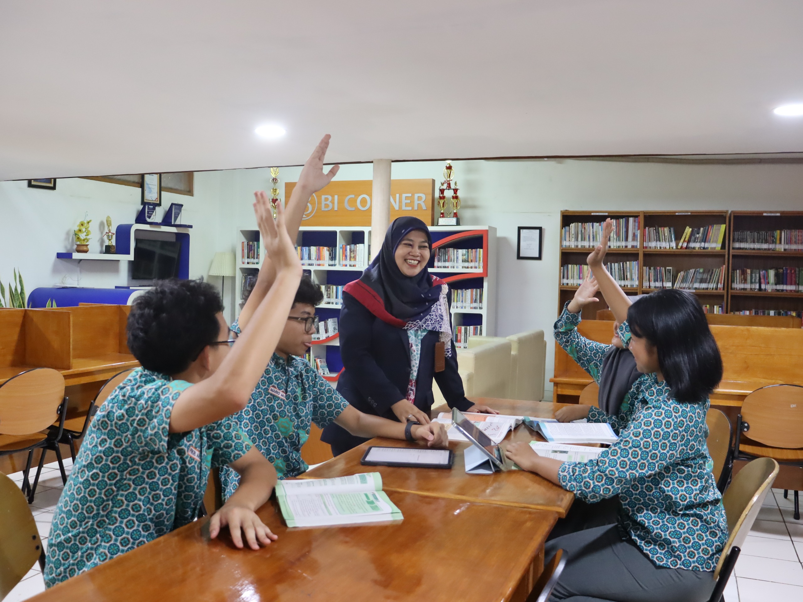 Pengertian Ice Breaking, Manfaat, dan Contoh untuk Siswa dan Organisasi